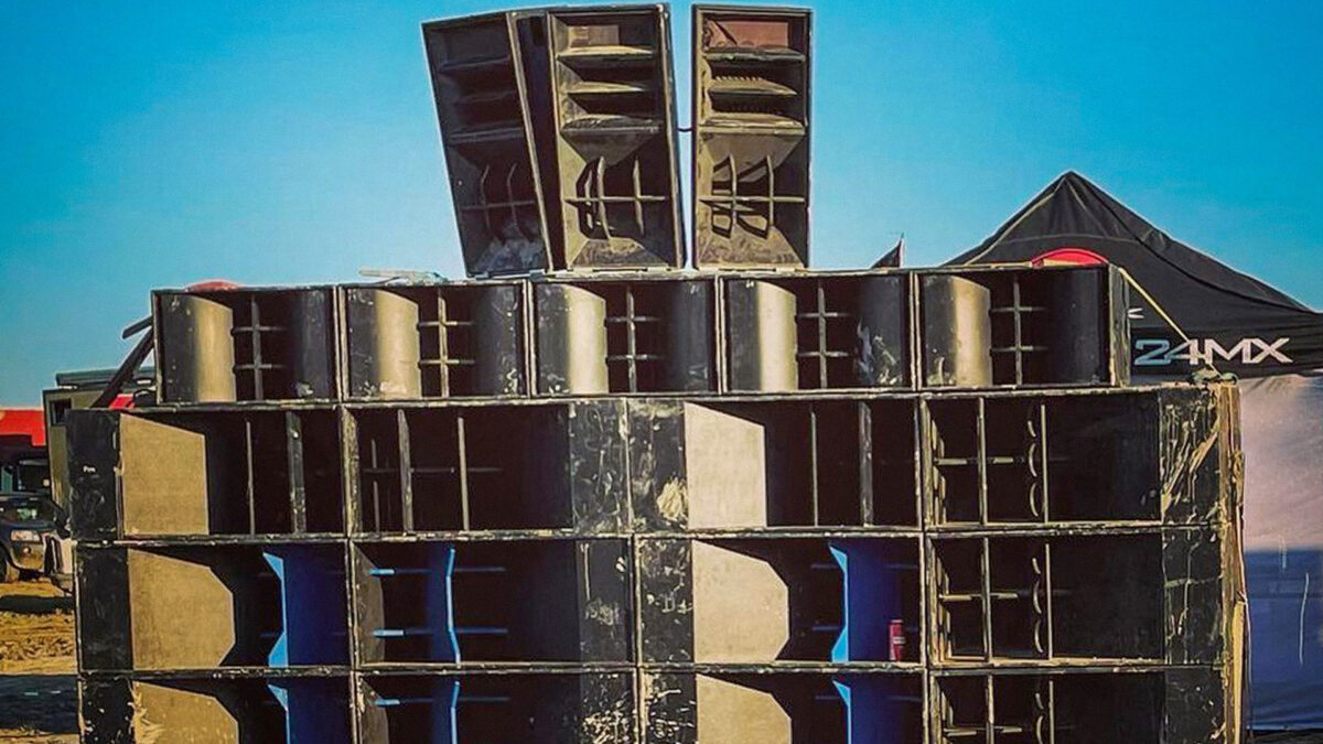 Freie Zone by MSKT System: Absjaar vs Koshmar, VAX, Feniks, Matek, A2d ...